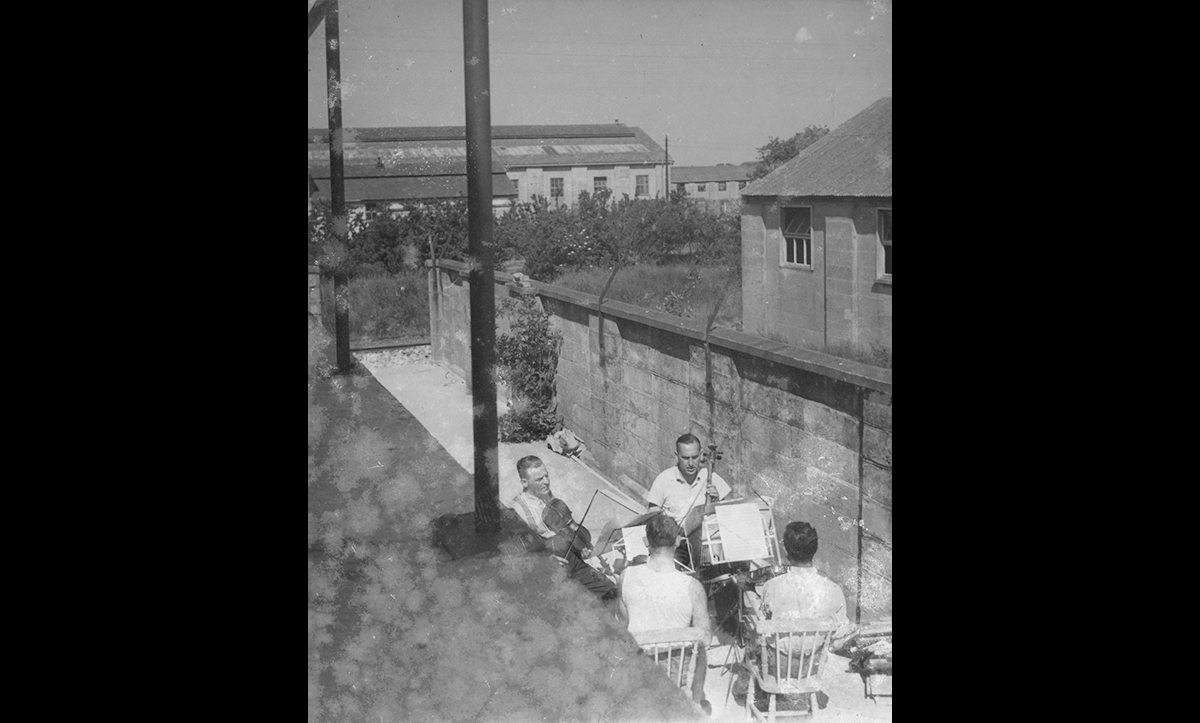 The Kitchener Camp – The Holocaust Explained: Designed for schools